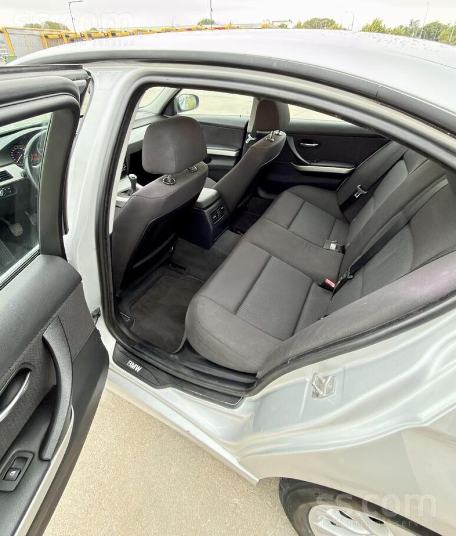 Grey BMW 318 2009 in Liepaja, with an engine capacity of 2.00 L and mileage of 245 thousand km for 2650 €, photo 10 on AUTOMOTO.COM.LV
