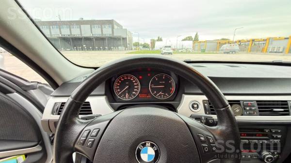 BMW 318 2009 LiepÄja vietnÄ PelÄks BMW 318 2009 LiepÄja, ar dzinÄja tilpumu 2.00 L un nobraukumu 245 tÅ«kst. km par 3300 ā¬, foto 11 vietnÄ AUTOMOTO.COM.LV