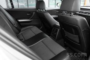 Pelēks BMW 318 2009 Rīga, ar dzinēja tilpumu 2.00 L un nobraukumu 239 tūkst. km par 4950 €, foto 9 vietnē AUTOMOTO.COM.LV