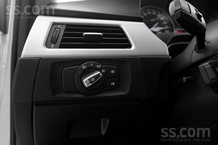 Pelēks BMW 318 2009 Rīga, ar dzinēja tilpumu 2.00 L un nobraukumu 239 tūkst. km par 4950 €, foto 11 vietnē AUTOMOTO.COM.LV
