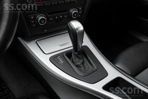 Pelēks BMW 318 2009 Rīga, ar dzinēja tilpumu 2.00 L un nobraukumu 239 tūkst. km par 4950 €, foto 13 vietnē AUTOMOTO.COM.LV