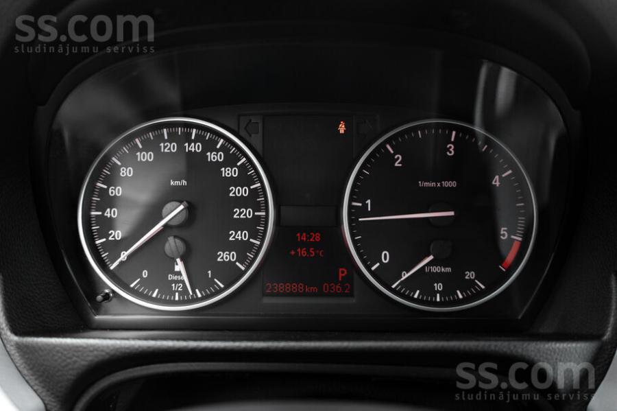 Pelēks BMW 318 2009 Rīga, ar dzinēja tilpumu 2.00 L un nobraukumu 239 tūkst. km par 4950 €, foto 14 vietnē AUTOMOTO.COM.LV