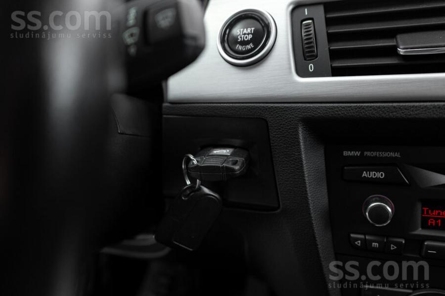 Pelēks BMW 318 2009 Rīga, ar dzinēja tilpumu 2.00 L un nobraukumu 239 tūkst. km par 4950 €, foto 17 vietnē AUTOMOTO.COM.LV
