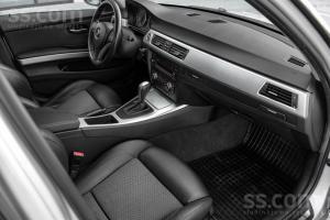 Pelēks BMW 318 2009 Rīga, ar dzinēja tilpumu 2.00 L un nobraukumu 239 tūkst. km par 4950 €, foto 19 vietnē AUTOMOTO.COM.LV