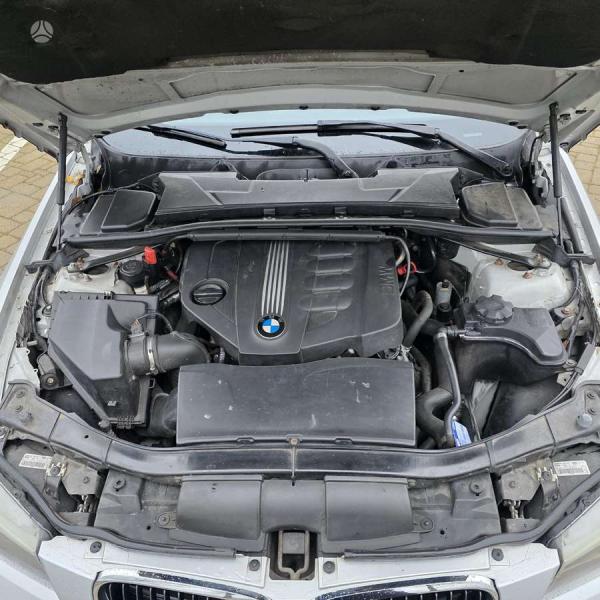 Pelēks BMW 318 2010 Kelmė, ar dzinēja tilpumu 2.00 L un nobraukumu 372 tūkst. km par 5700 €, foto 11 vietnē AUTOMOTO.COM.LV
