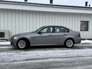 Grey BMW 318 2010 in Riga, with an engine capacity of 2.00 L and mileage of 224 thousand km for 5990 €, photo 4 on AUTOMOTO.COM.LV