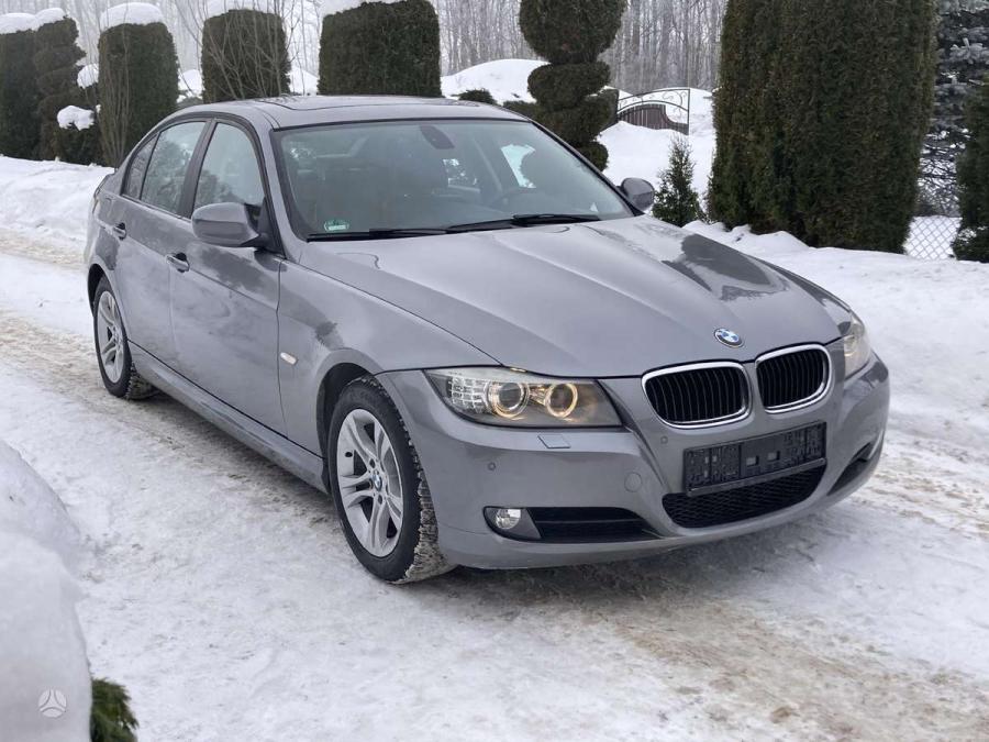Pelēks BMW 318 2010 Kretinga, ar dzinēja tilpumu 2.00 L un nobraukumu 256 tūkst. km par 6750 €, foto 1 vietnē AUTOMOTO.COM.LV