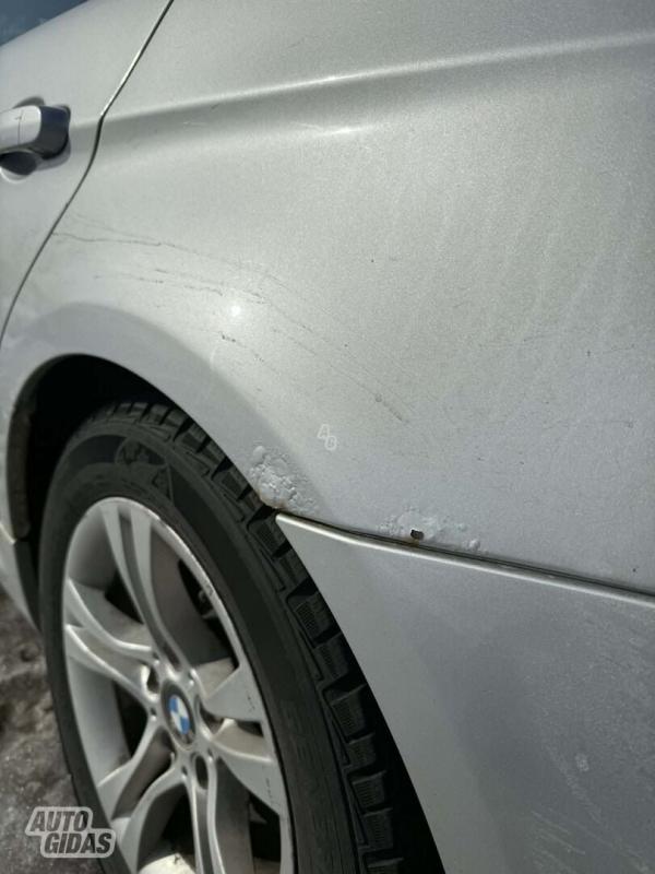 Grey BMW 318 2010 in Vilnius, with an engine capacity of 2.00 L and mileage of 283 thousand km for 4500 €, photo 8 on AUTOMOTO.COM.LV