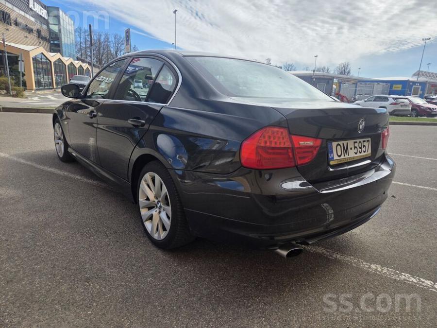 Grey BMW 318 2010 in Riga, with an engine capacity of 2.00 L and mileage of 0 thousand km for 4200 €, photo 5 on AUTOMOTO.COM.LV