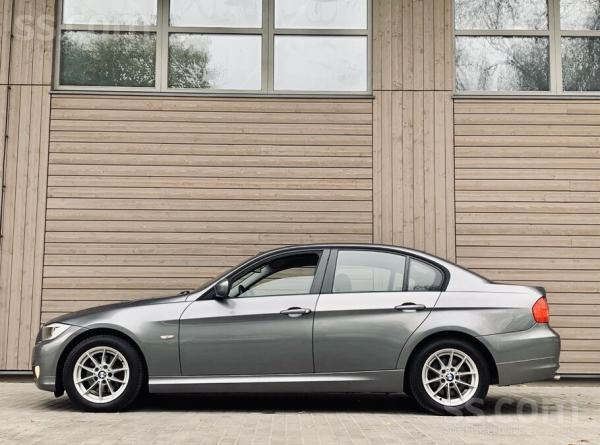 Grey BMW 318 2010 in Jelgava, with an engine capacity of 2.00 L and mileage of 0 thousand km for 5450 €, photo 8 on AUTOMOTO.COM.LV