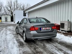 Grey BMW 318 2010 in Riga, with an engine capacity of 2.00 L and mileage of 224 thousand km for 5990 €, photo 6 on AUTOMOTO.COM.LV