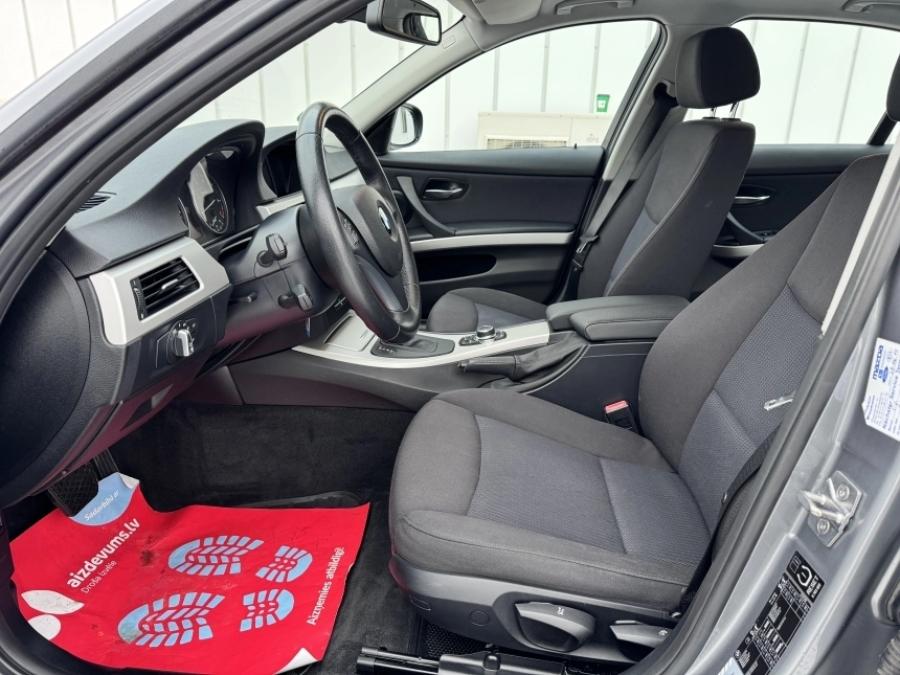 Grey BMW 318 2010 in Riga, with an engine capacity of 2.00 L and mileage of 224 thousand km for 5990 €, photo 14 on AUTOMOTO.COM.LV
