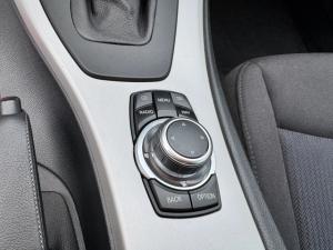 Grey BMW 318 2010 in Riga, with an engine capacity of 2.00 L and mileage of 224 thousand km for 5990 €, photo 20 on AUTOMOTO.COM.LV