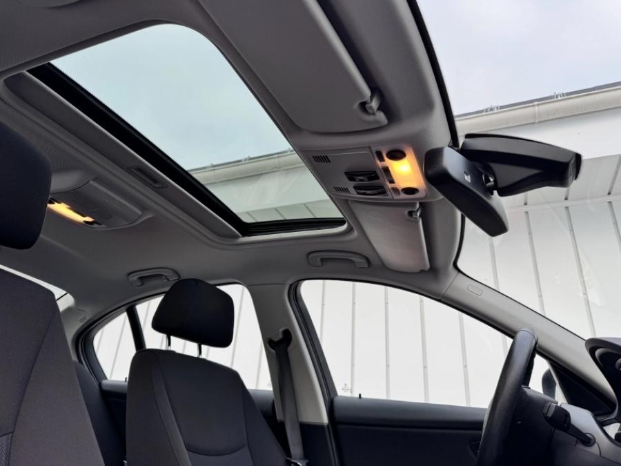 Grey BMW 318 2010 in Riga, with an engine capacity of 2.00 L and mileage of 224 thousand km for 5990 €, photo 35 on AUTOMOTO.COM.LV