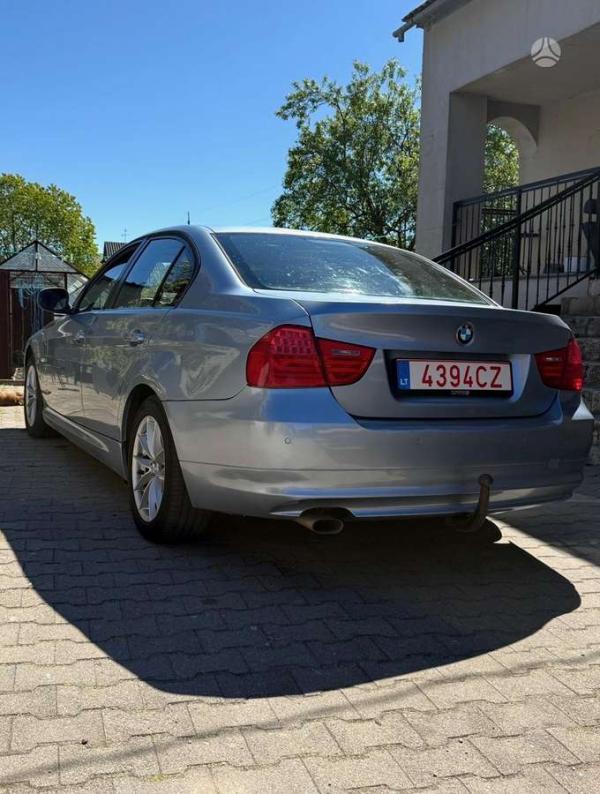 Grey BMW 318 2010 in Plunge, with an engine capacity of 2.00 L and mileage of 380 thousand km for 3000 €, photo 2 on AUTOMOTO.COM.LV