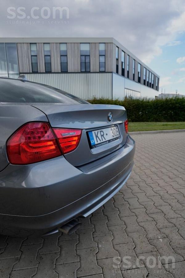 Grey BMW 318 2010 in Jurmala, with an engine capacity of 2.00 L and mileage of 117 thousand km for 7000 €, photo 3 on AUTOMOTO.COM.LV
