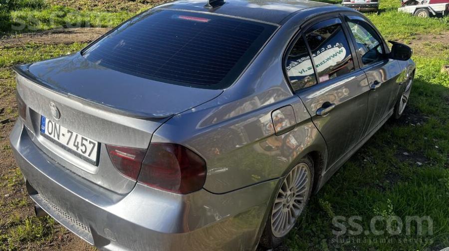 Pelēks BMW 318 2010 Madona, ar dzinēja tilpumu 2.00 L un nobraukumu 443 tūkst. km par 3500 €, foto 4 vietnē AUTOMOTO.COM.LV