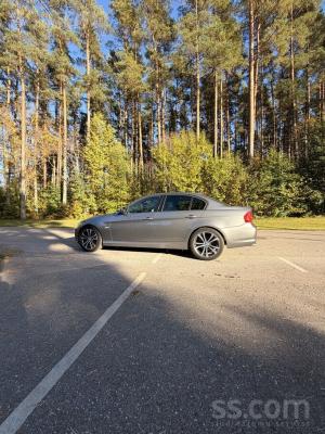 Pelēks BMW 318 2010 Jūrmala, ar dzinēja tilpumu 2.00 L un nobraukumu 118 tūkst. km par 7000 €, foto 12 vietnē AUTOMOTO.COM.LV