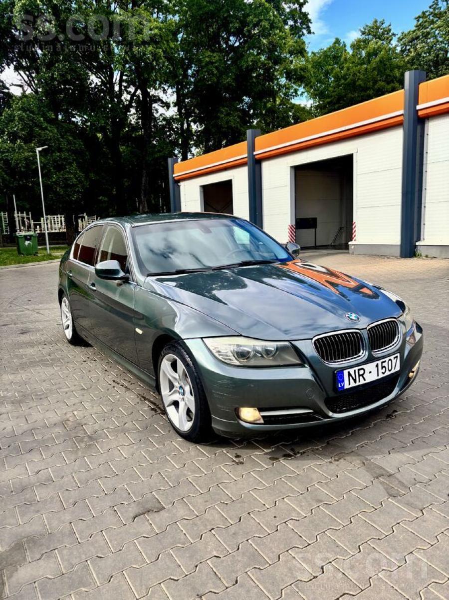 Grey BMW 318 2011 in Riga, with an engine capacity of 2.00 L and mileage of 253 thousand km for 5400 €, photo 7 on AUTOMOTO.COM.LV