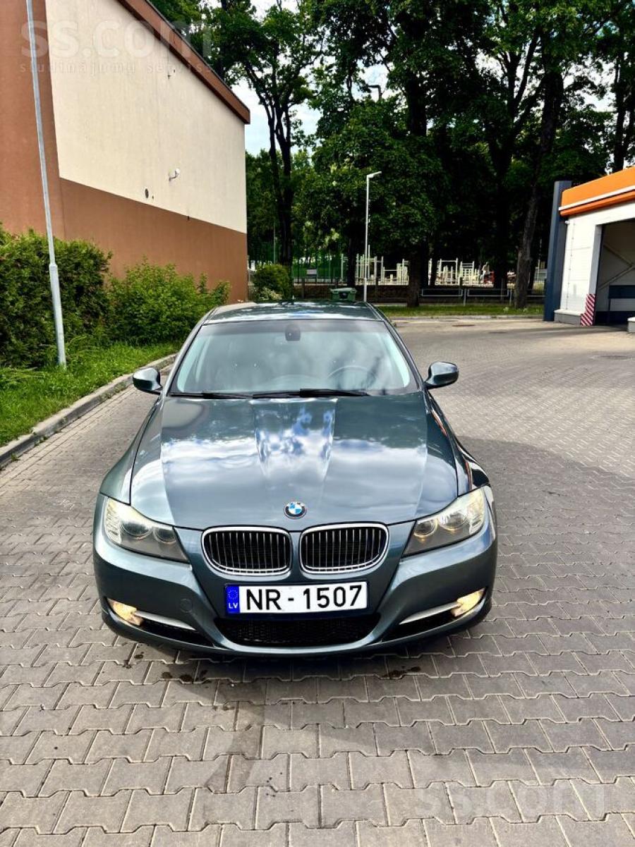 Grey BMW 318 2011 in Riga, with an engine capacity of 2.00 L and mileage of 253 thousand km for 5400 €, photo 8 on AUTOMOTO.COM.LV