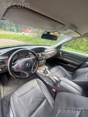Grey BMW 318 2011 in Riga, with an engine capacity of 2.00 L and mileage of 253 thousand km for 5400 €, photo 11 on AUTOMOTO.COM.LV