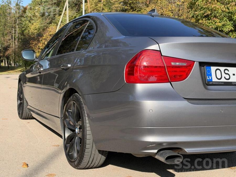 Grey BMW 318 2011 in Ogre, with an engine capacity of 2.00 L and mileage of 180 thousand km for 6455 €, photo 11 on AUTOMOTO.COM.LV