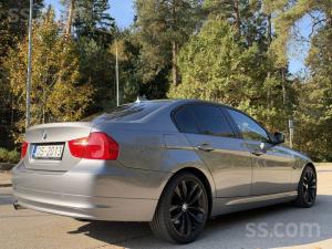 Grey BMW 318 2011 in Ogre, with an engine capacity of 2.00 L and mileage of 180 thousand km for 6455 €, photo 15 on AUTOMOTO.COM.LV