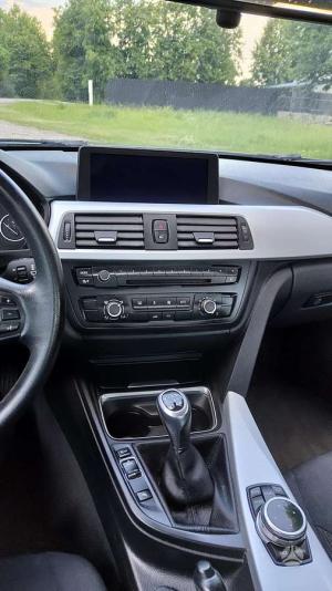 Pelēks BMW 318 2012 Marijampole, ar dzinēja tilpumu 2.00 L un nobraukumu 340 tūkst. km par 4700 €, foto 14 vietnē AUTOMOTO.COM.LV