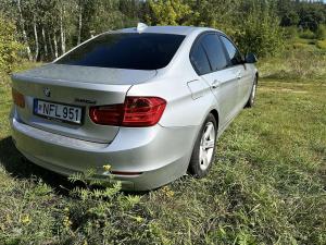 Pelēks BMW 318 2012 Viļņa, ar dzinēja tilpumu 2.00 L un nobraukumu 312 tūkst. km par 6000 €, foto 3 vietnē AUTOMOTO.COM.LV