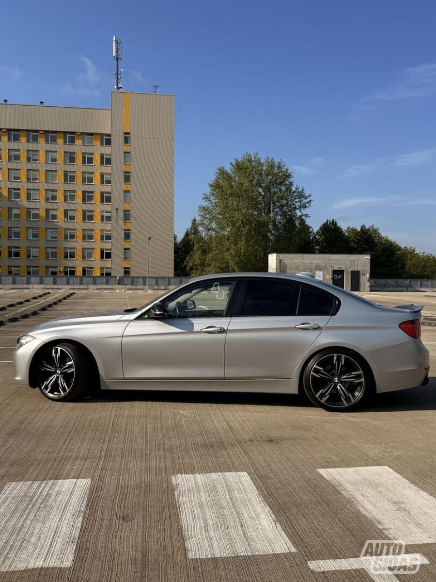 Grey BMW 318 2013 in Vilnius, with an engine capacity of 2.00 L and mileage of 278 thousand km for 8600 €, photo 9 on AUTOMOTO.COM.LV