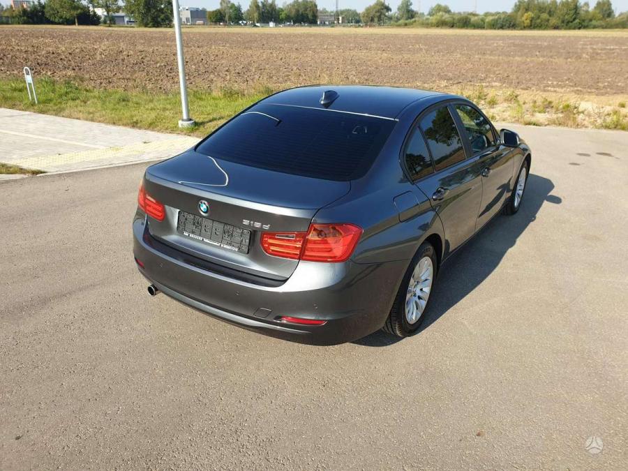 Pelēks BMW 318 2013 Marijampole, ar dzinēja tilpumu 2.00 L un nobraukumu 225 tūkst. km par 8350 €, foto 7 vietnē AUTOMOTO.COM.LV