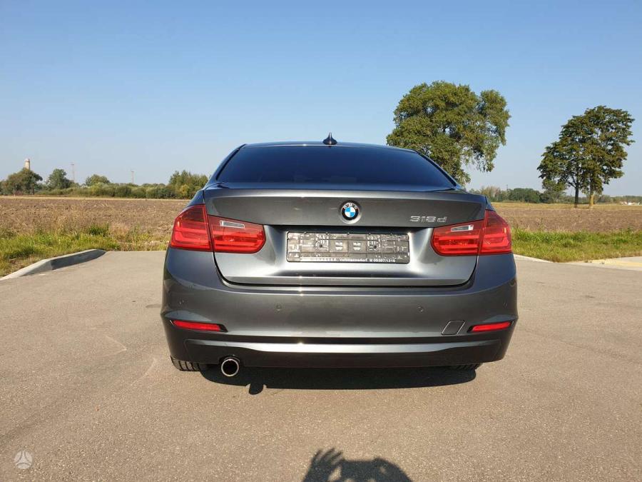 Pelēks BMW 318 2013 Marijampole, ar dzinēja tilpumu 2.00 L un nobraukumu 225 tūkst. km par 8350 €, foto 17 vietnē AUTOMOTO.COM.LV
