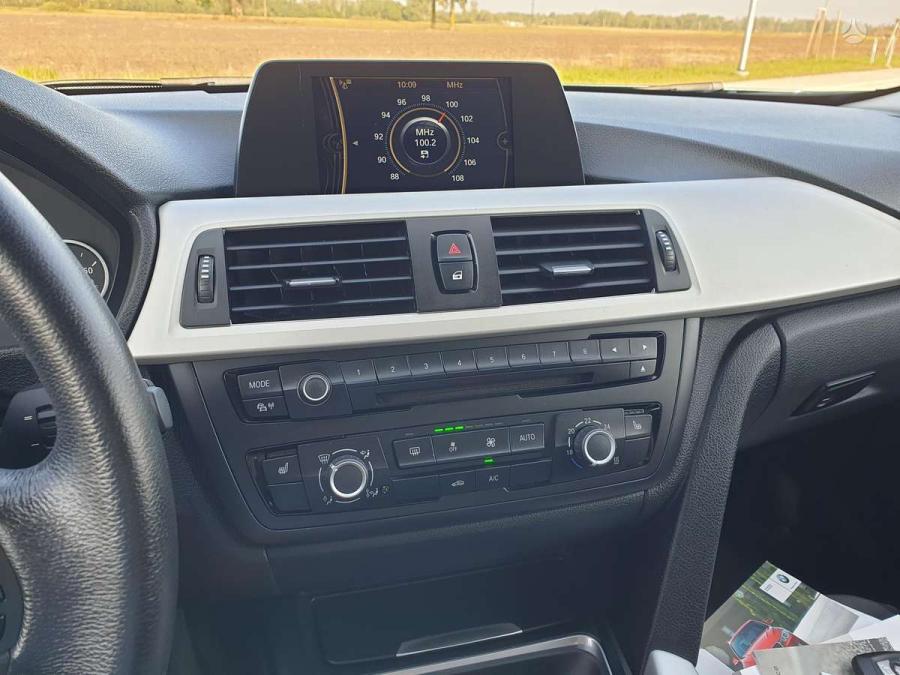 Pelēks BMW 318 2013 Marijampole, ar dzinēja tilpumu 2.00 L un nobraukumu 225 tūkst. km par 8350 €, foto 21 vietnē AUTOMOTO.COM.LV