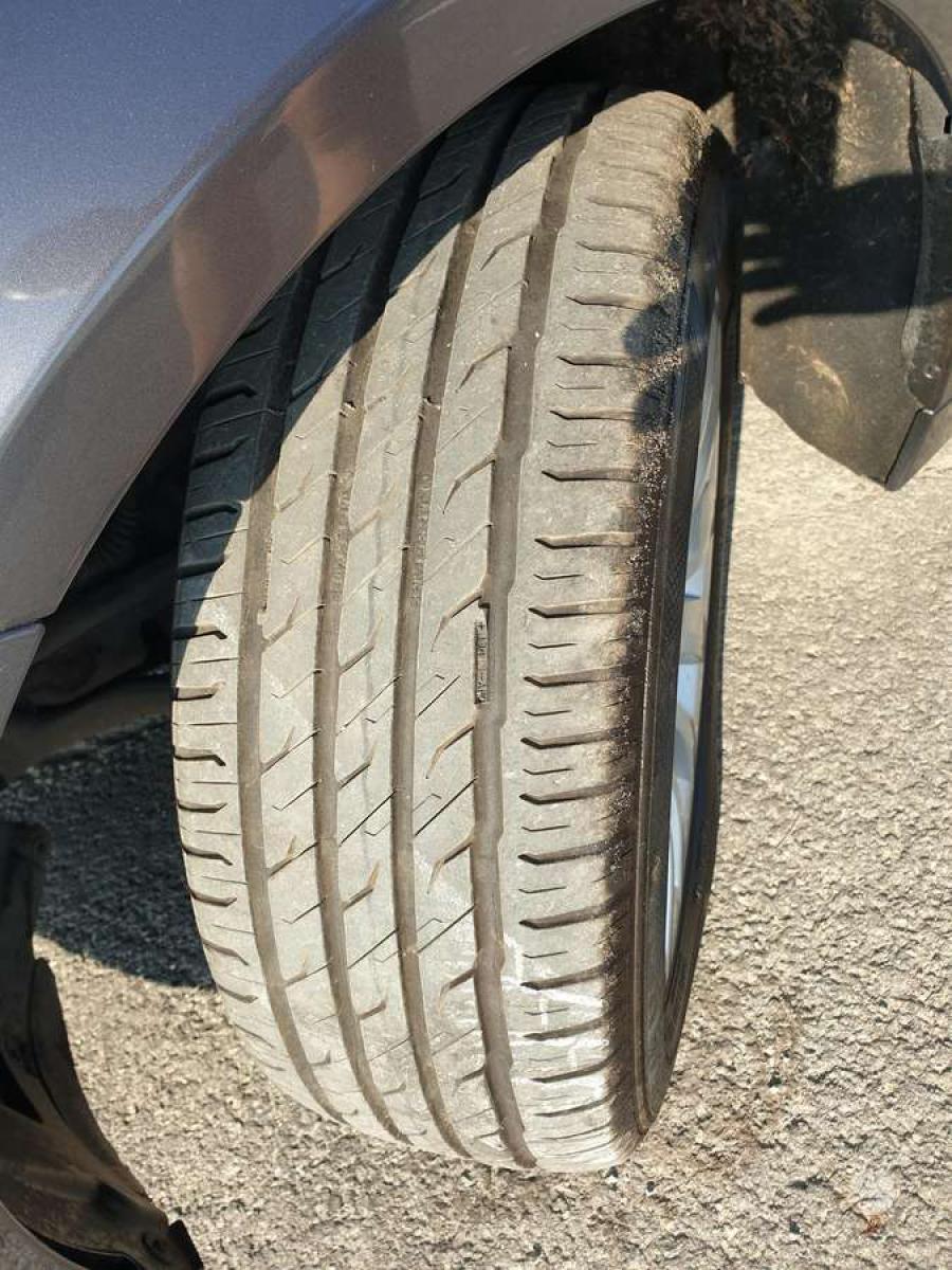 Pelēks BMW 318 2013 Marijampole, ar dzinēja tilpumu 2.00 L un nobraukumu 225 tūkst. km par 8350 €, foto 34 vietnē AUTOMOTO.COM.LV