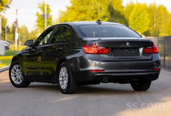 Pelēks BMW 318 2013 Jelgava, ar dzinēja tilpumu 2.00 L un nobraukumu 0 tūkst. km par 8200 €, foto 6 vietnē AUTOMOTO.COM.LV