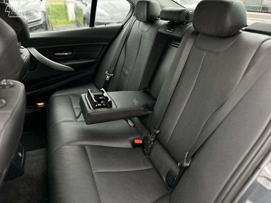 Grey BMW 318 2014 in Kaunas, with an engine capacity of 2.00 L and mileage of 234 thousand km for 9300 €, photo 39 on AUTOMOTO.COM.LV