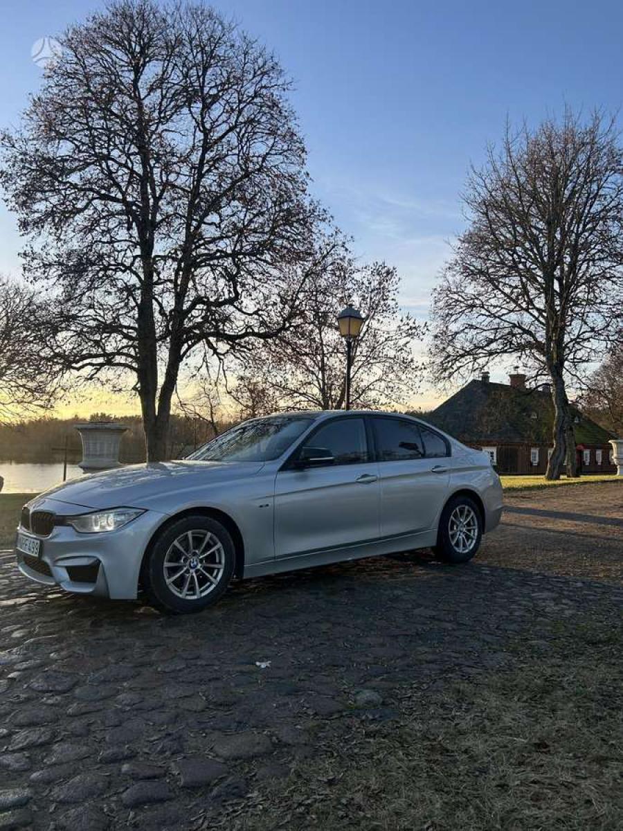 Grey BMW 318 2015 in Telschi, with an engine capacity of 2.00 L and mileage of 238 thousand km for 8500 €, photo 5 on AUTOMOTO.COM.LV