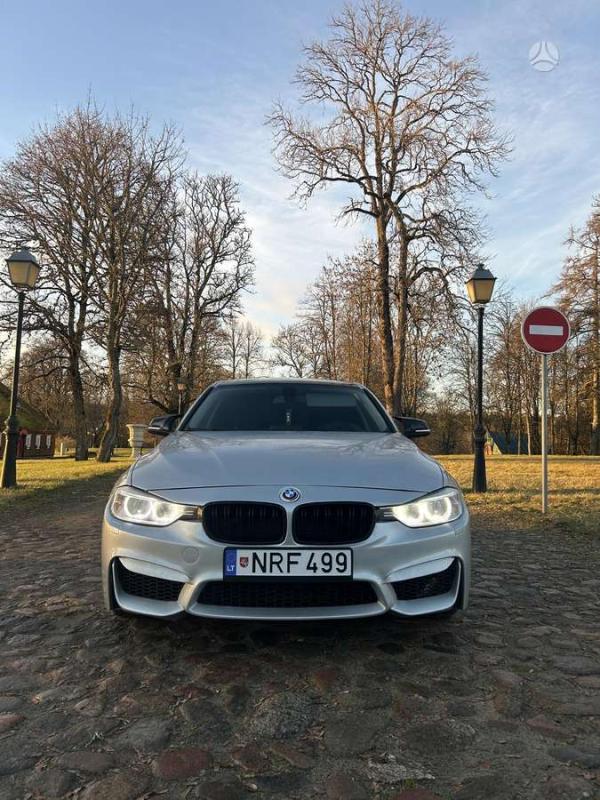 Grey BMW 318 2015 in Telschi, with an engine capacity of 2.00 L and mileage of 238 thousand km for 8500 €, photo 9 on AUTOMOTO.COM.LV