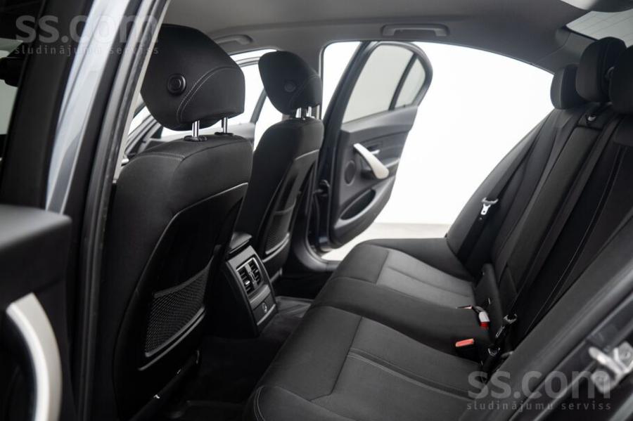 Pelēks BMW 318 2017 Tallina, ar dzinēja tilpumu 2.00 L un nobraukumu 173 tūkst. km par 13999 €, foto 9 vietnē AUTOMOTO.COM.LV