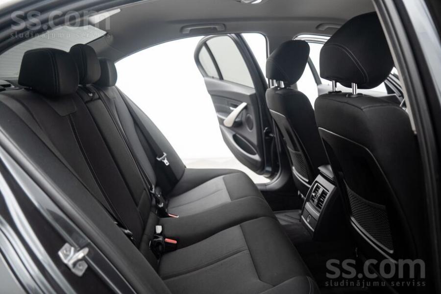 Pelēks BMW 318 2017 Tallina, ar dzinēja tilpumu 2.00 L un nobraukumu 173 tūkst. km par 13999 €, foto 10 vietnē AUTOMOTO.COM.LV