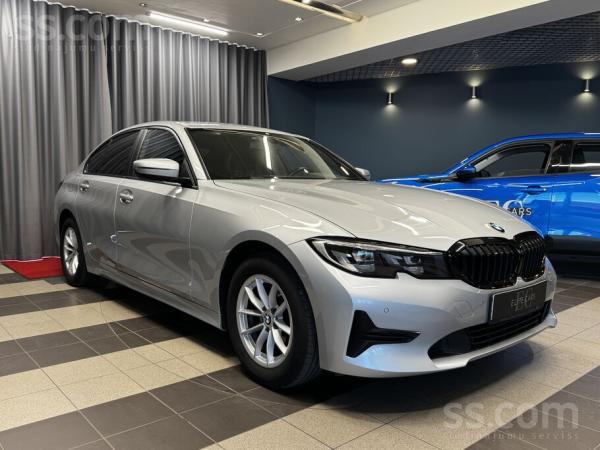 Grey BMW 318 2019 in Riga, with an engine capacity of 2.00 L and mileage of 139 thousand km for 18990 €, photo 3 on AUTOMOTO.COM.LV