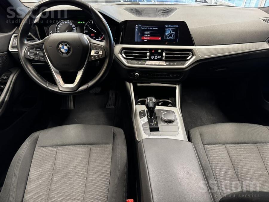 Grey BMW 318 2019 in Riga, with an engine capacity of 2.00 L and mileage of 139 thousand km for 7500 €, photo 11 on AUTOMOTO.COM.LV