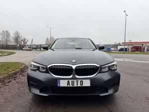 Grey BMW 318 2020 in Taurage, with an engine capacity of 2.00 L and mileage of 287 thousand km for 16499 €, photo 2 on AUTOMOTO.COM.LV