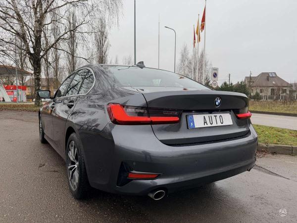 Pelēks BMW 318 2020 Tauragė, ar dzinēja tilpumu 2.00 L un nobraukumu 287 tūkst. km par 16499 €, foto 9 vietnē AUTOMOTO.COM.LV