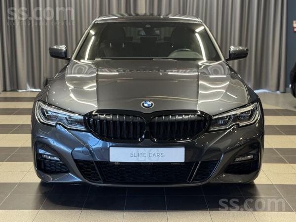 Grey BMW 318 2021 in Riga, with an engine capacity of 2.00 L and mileage of 122 thousand km for 24990 €, photo 2 on AUTOMOTO.COM.LV