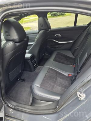 Grey BMW 318 2021 in Tukums, with an engine capacity of 2.00 L and mileage of 202 thousand km for 18400 €, photo 18 on AUTOMOTO.COM.LV