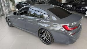 Grey BMW 318 2022 in Marijampole, with an engine capacity of 2.00 L and mileage of 218 thousand km for 23999 €, photo 4 on AUTOMOTO.COM.LV