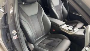 Grey BMW 318 2022 in Marijampole, with an engine capacity of 2.00 L and mileage of 218 thousand km for 23999 €, photo 17 on AUTOMOTO.COM.LV