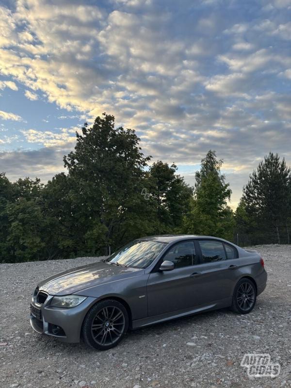 Pelēks BMW 318 2024 Viļņa, ar dzinēja tilpumu 2.00 L un nobraukumu 312 tūkst. km par 4500 €, foto 3 vietnē AUTOMOTO.COM.LV
