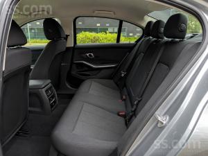 Grey BMW 318 2024 in Jelgava, with an engine capacity of 2.00 L and mileage of 61 thousand km for 24995 €, photo 13 on AUTOMOTO.COM.LV